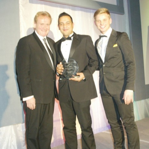 Naz Manji receives Care Employer of the Year Award – Ismailimail