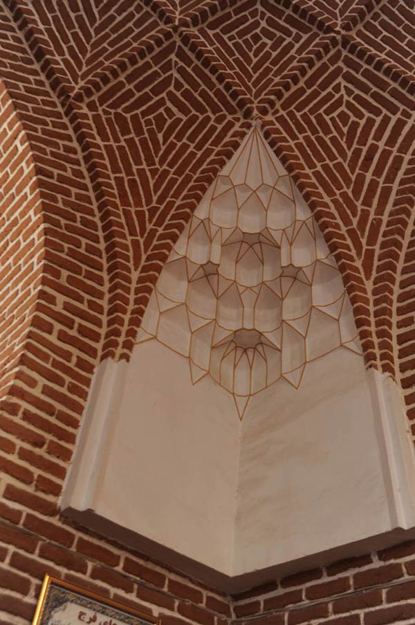 “Rehabilitation of Tabriz Bazaar” receives 2013 Aga Khan Award for ...