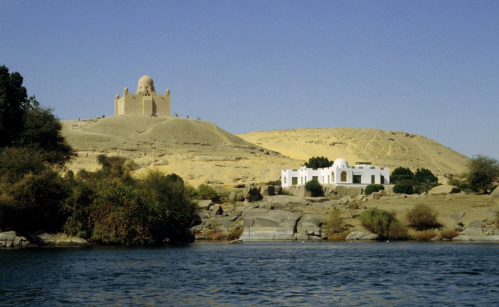 Om Habibeh Foundation was established by Mata Salamat in Aswan to ...