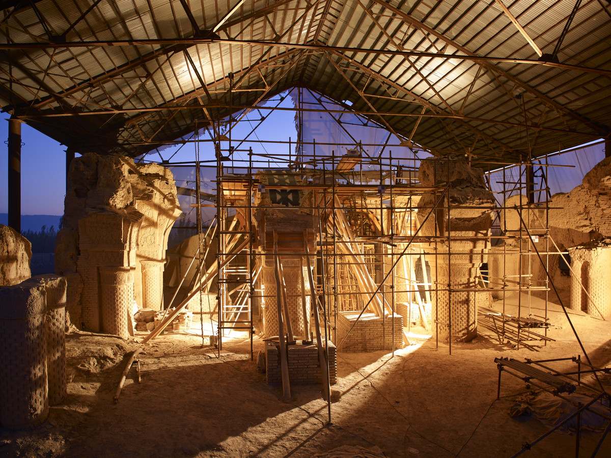 Archnet: The mysterious, ancient Nine Domes Mosque of Afghanistan ...