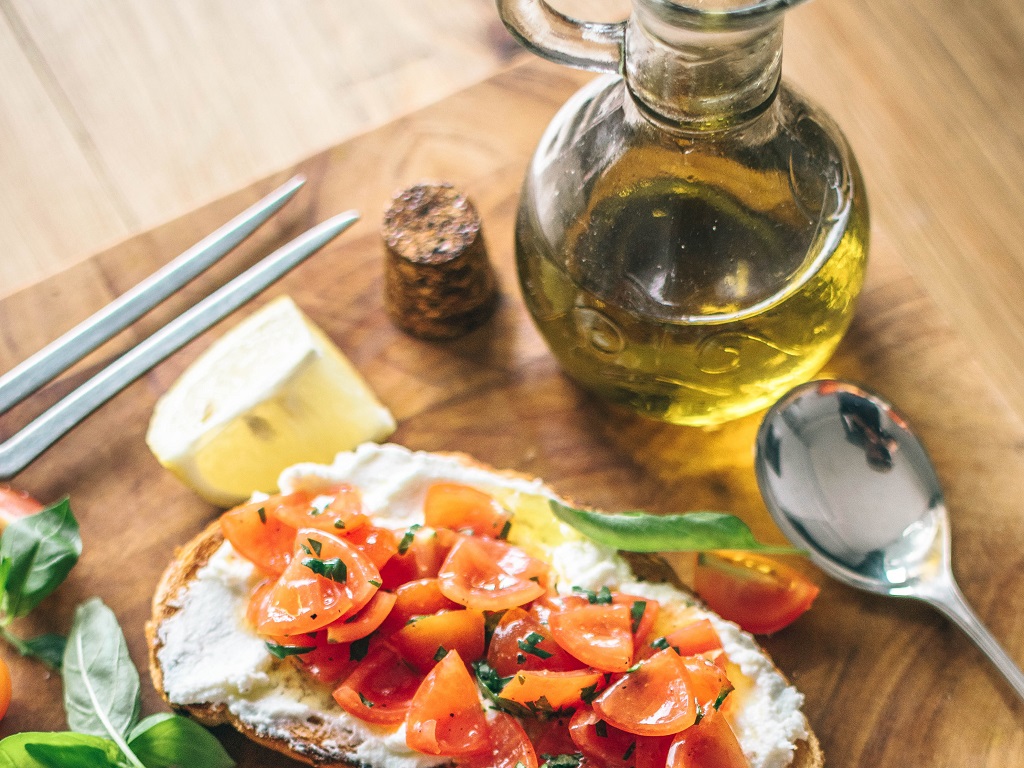 Your Guide To Heart-Healthy Cooking Oils by @Desiliciousrd Shahzadi ...