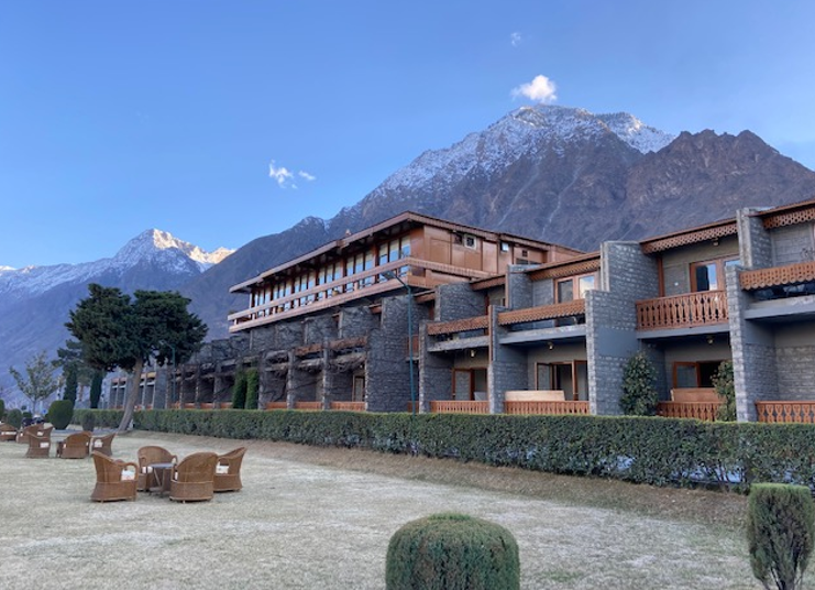 Munaza Kazmi (@munaza_kazmi) Highlights The Beauty of Gilgit Serena ...